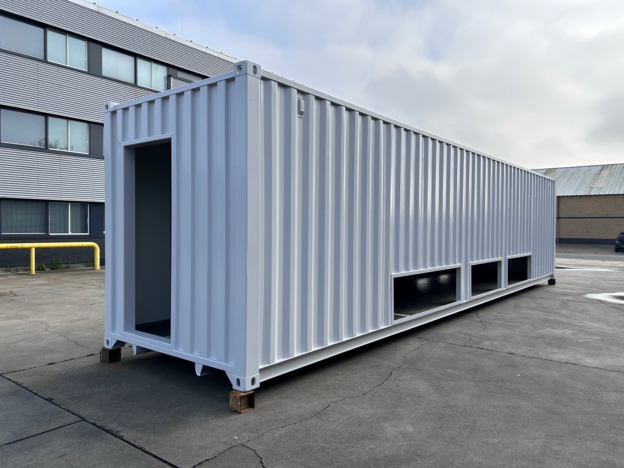 40ft High Cube with Grommets - Sedna Containers